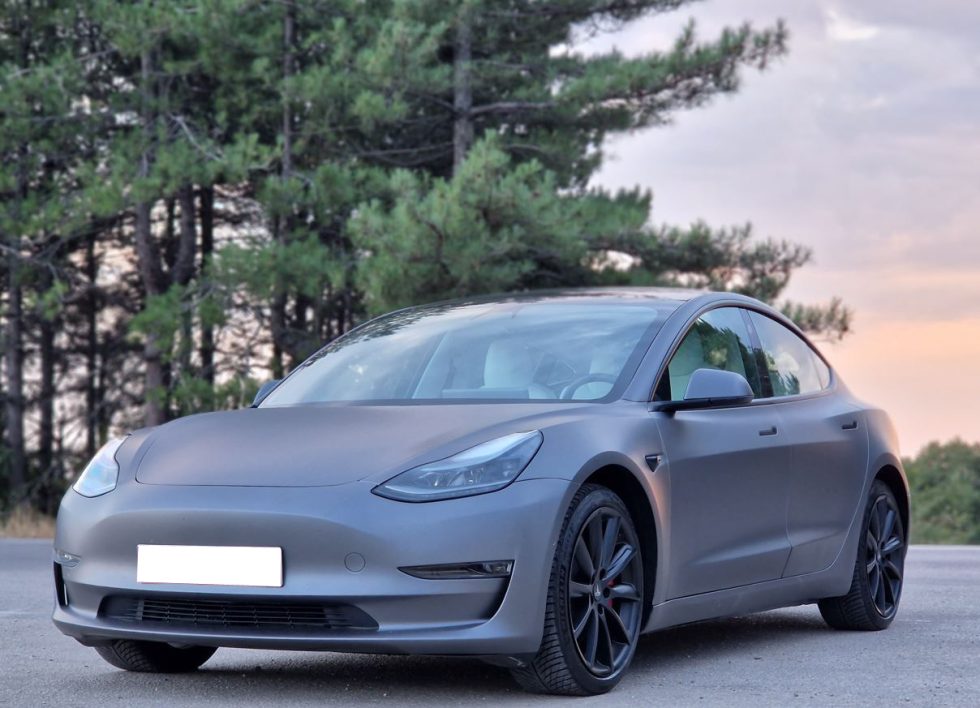 Tesla - Dream Cars 77